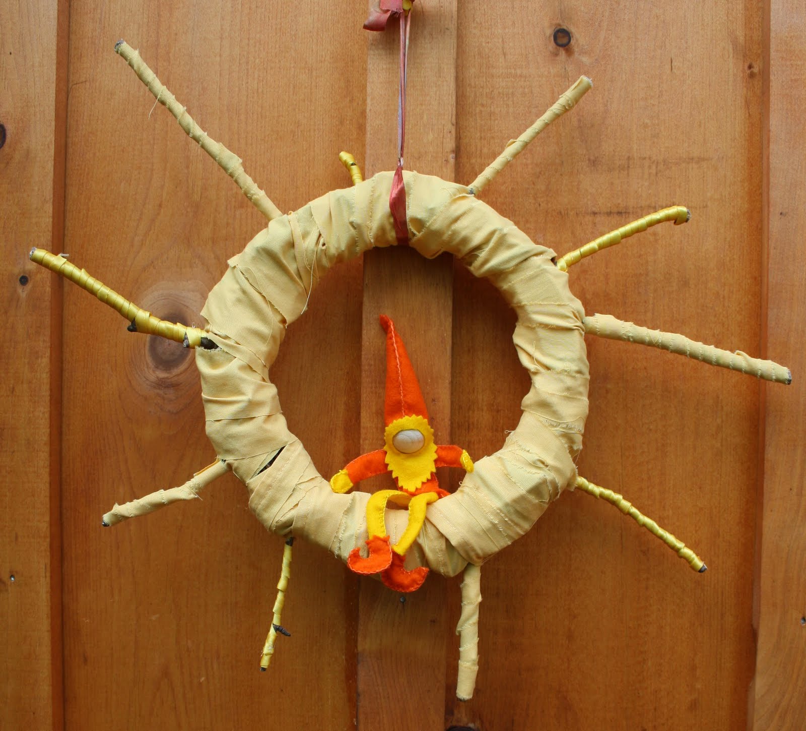 Twig and Toadstool: Here Comes the Sun Week!!! Let's Make a Sun Wreath!!