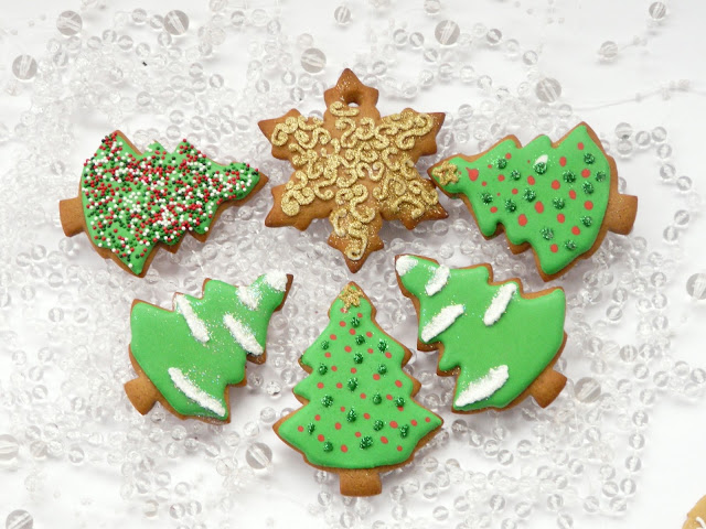 Sweet Kingdom: Christmas cookies for school/ Коледни сладки за училище