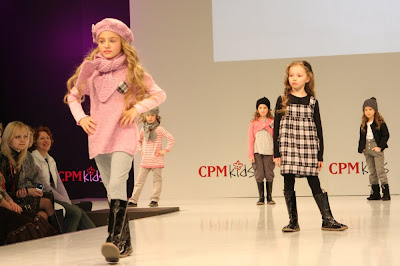 World News Blog: Fashion Clothes For Kids 2010