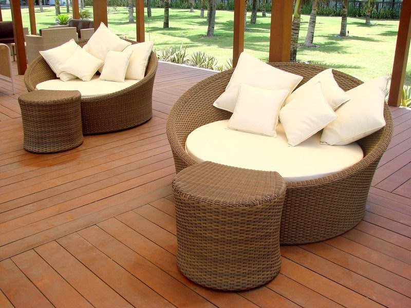 Design Moveis e Decoraçoes: Pufao , chaise meia lua , sofá concha cada ...