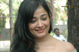 Hot Actress Hot Videos: Kiran Rathod