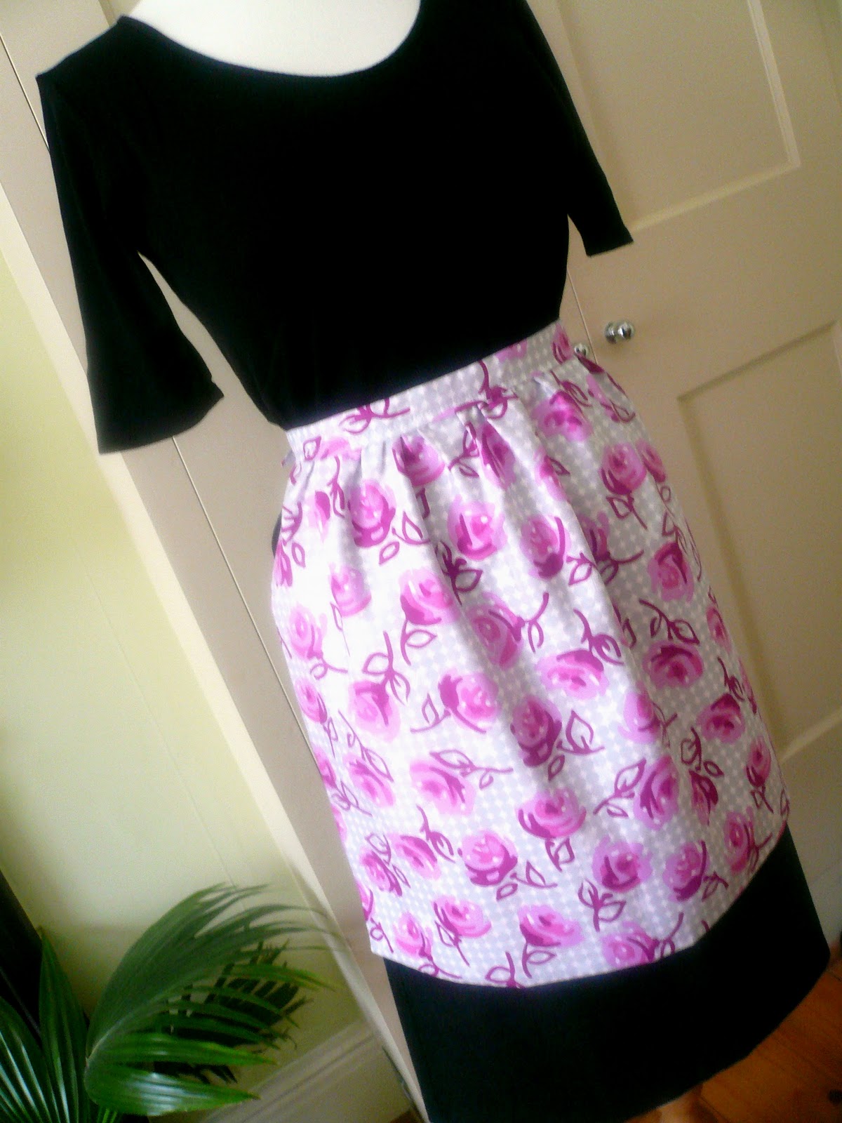 Handmade Jane: Housewife's half pinny