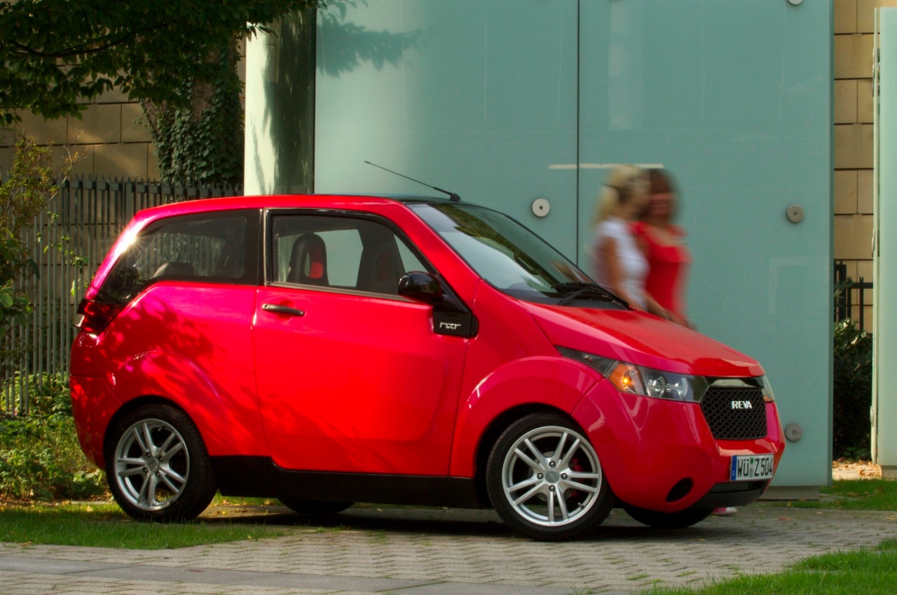 Mahindra Planet: US Version of Mahindra-Reva NXR Electric Car Spied ...