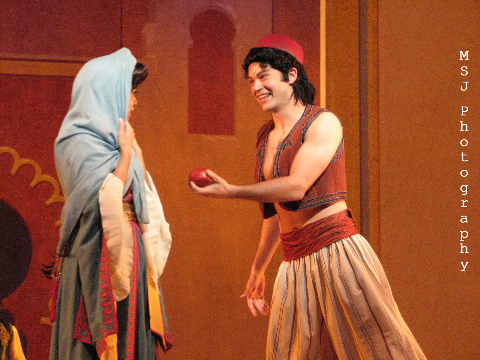 Twitchy's Hideout: Aladdin Cast Meet and Greet