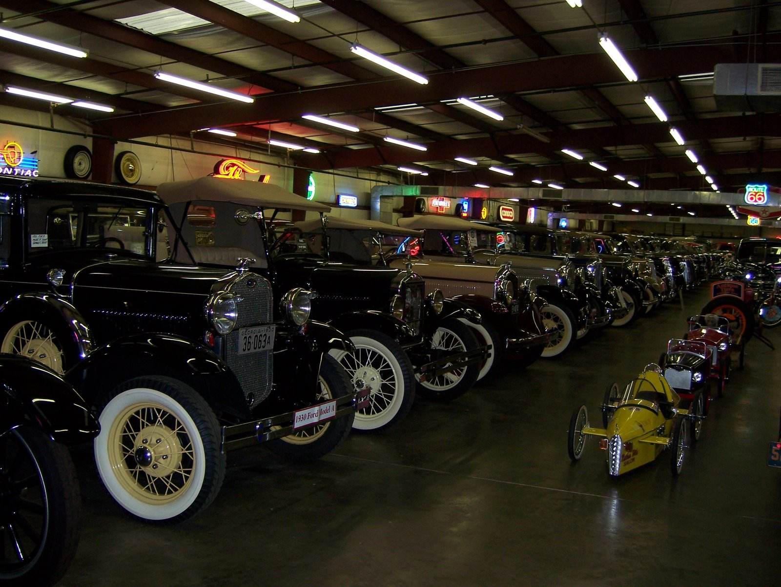 Happy's Journey with Miz B: George Bugg Collection, Athens, GA