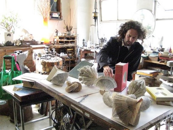 Mississippi Sisters: Studio of Nicholas Jones, Book Sculptor