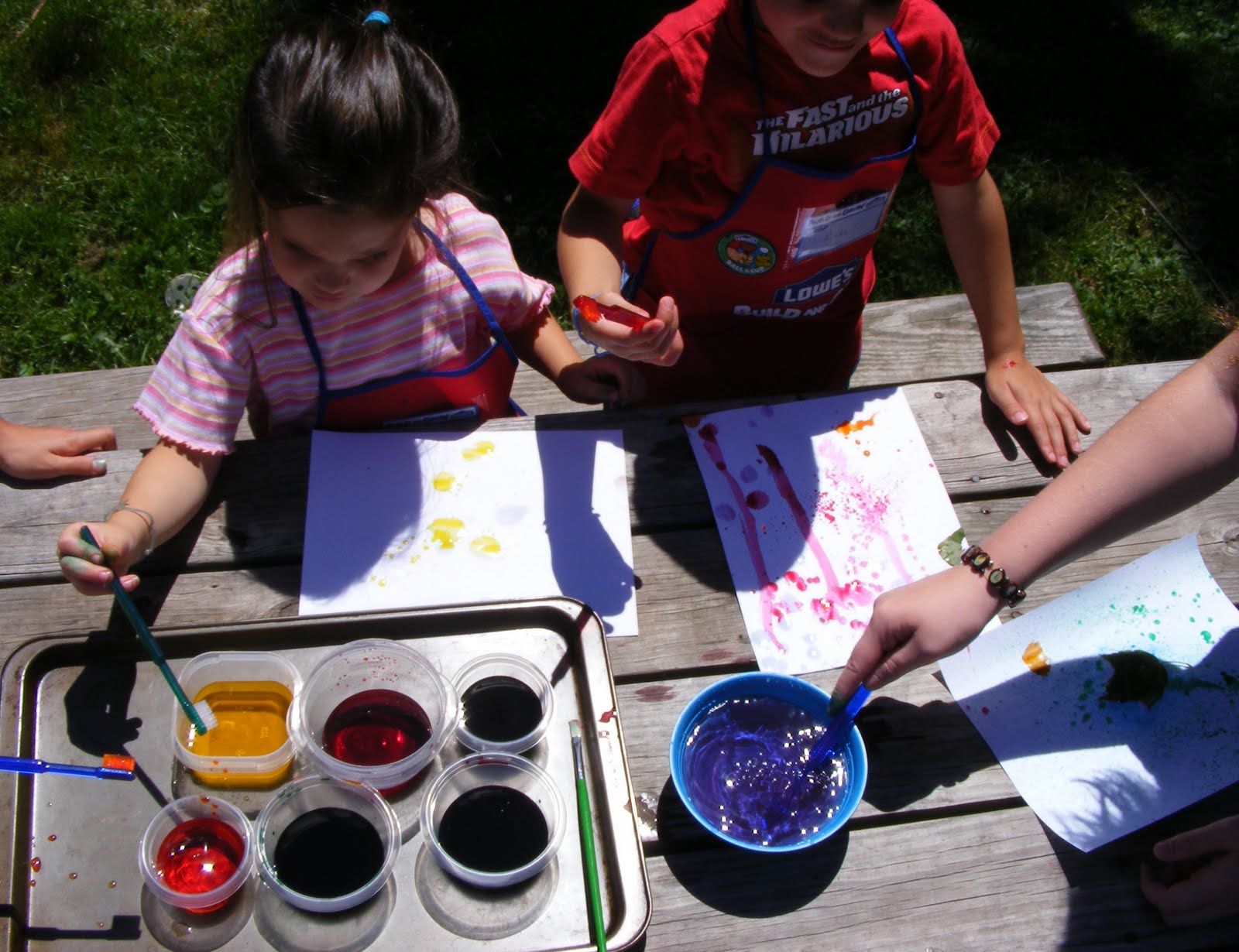 Ten kids and a Dog: Toothbrush splatter painting