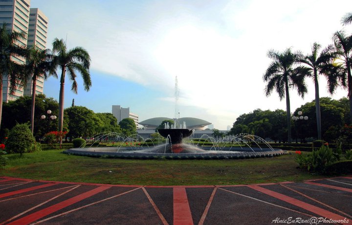 M. F. FAHRUROZI: PHOTO SISI-SISI GEDUNG DPR/MPR-RI ( GEDUNG PARLEMEN ...