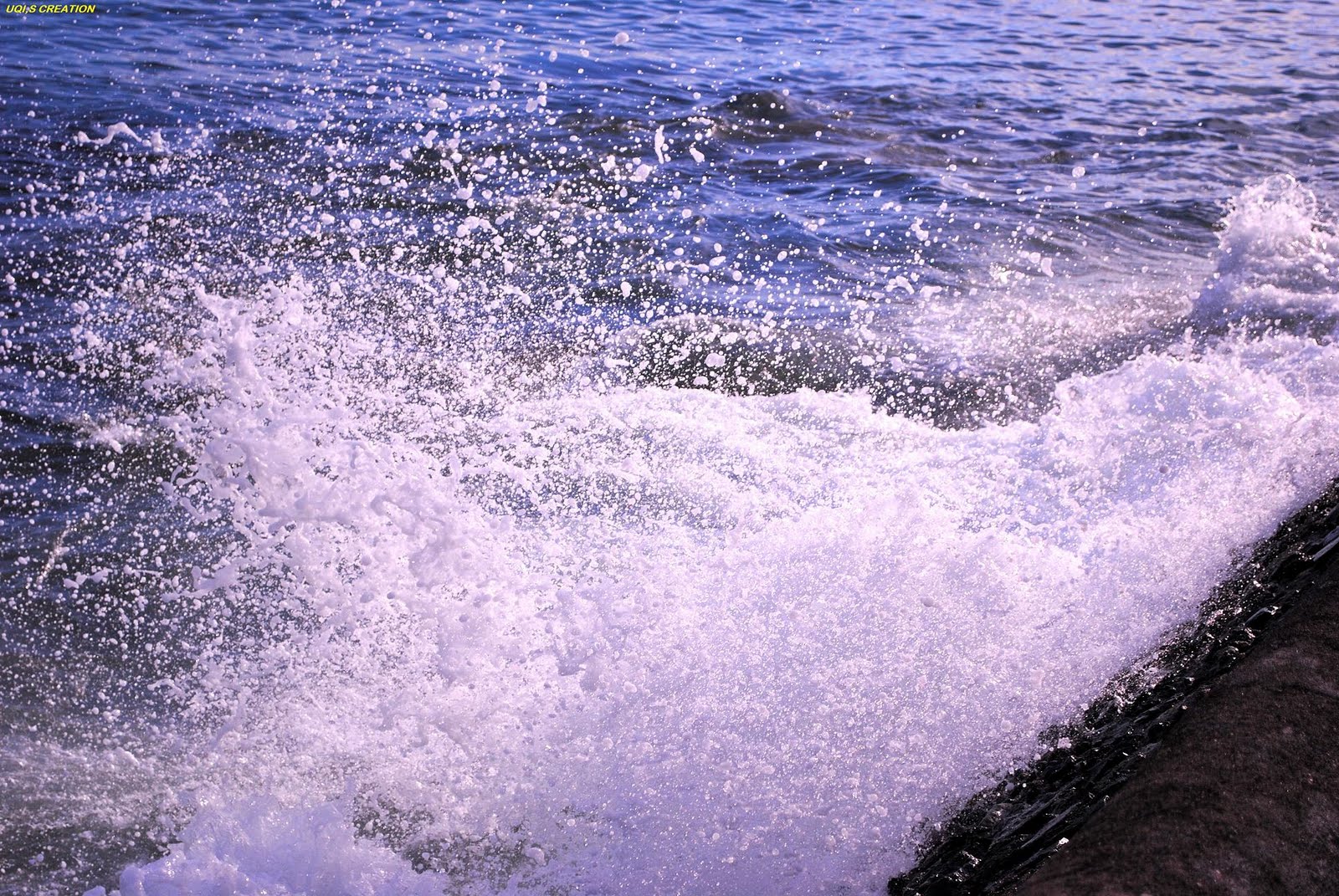 "JENDELA": PERCIKAN OMBAK