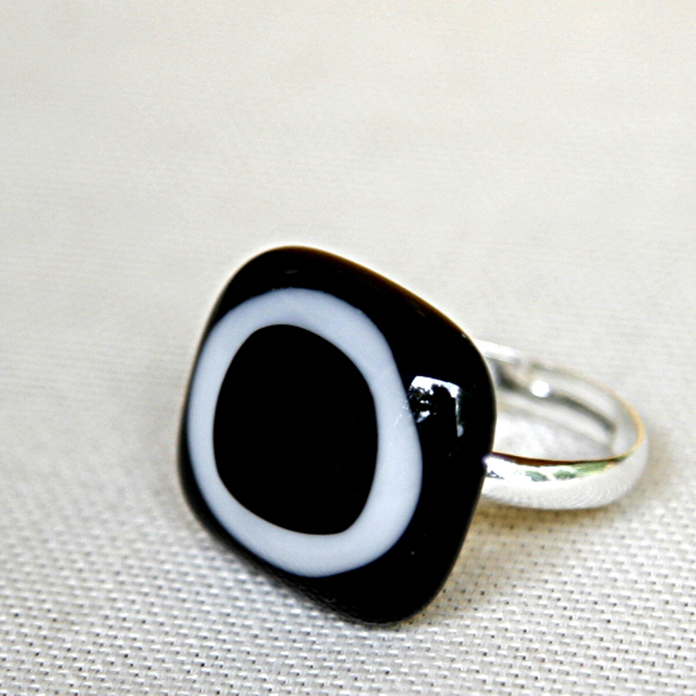 Sassy Glass Studio :: All Things Sassy: Put a Ring On It | Fused Glass ...