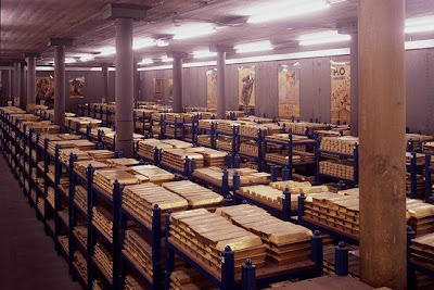 THE GREAT AMERICAN DISASTER : HOW MUCH GOLD REMAINS IN FORT KNOX ...