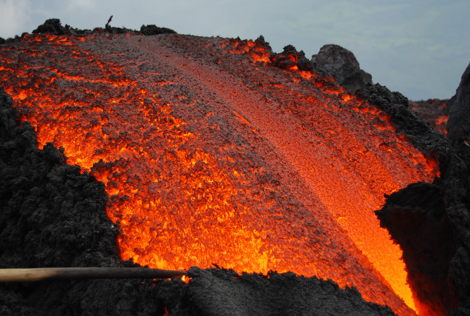 CONFESION de una CÁMARA: HIERVE LA LAVA