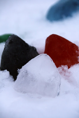 MOUNTAIN PULSE: Magic crystals abound in our wonderland!