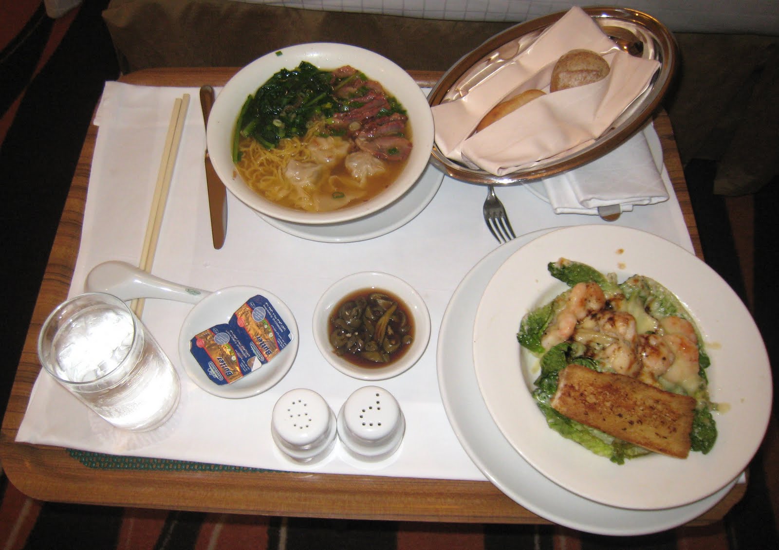 Bikol Express: Room Service Foods are all THE SAME!!