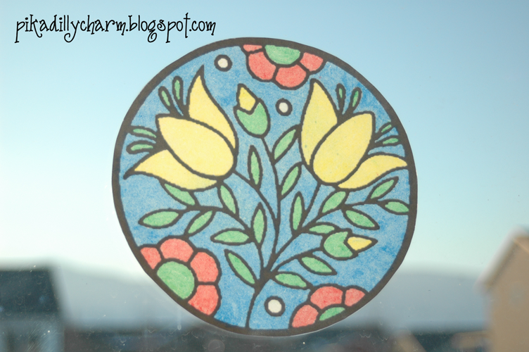 DIY Paper Crafts: Stained Glass Paper Craft