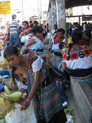 Traje de la mujer tseltal de Ocosingo, Chiapas.