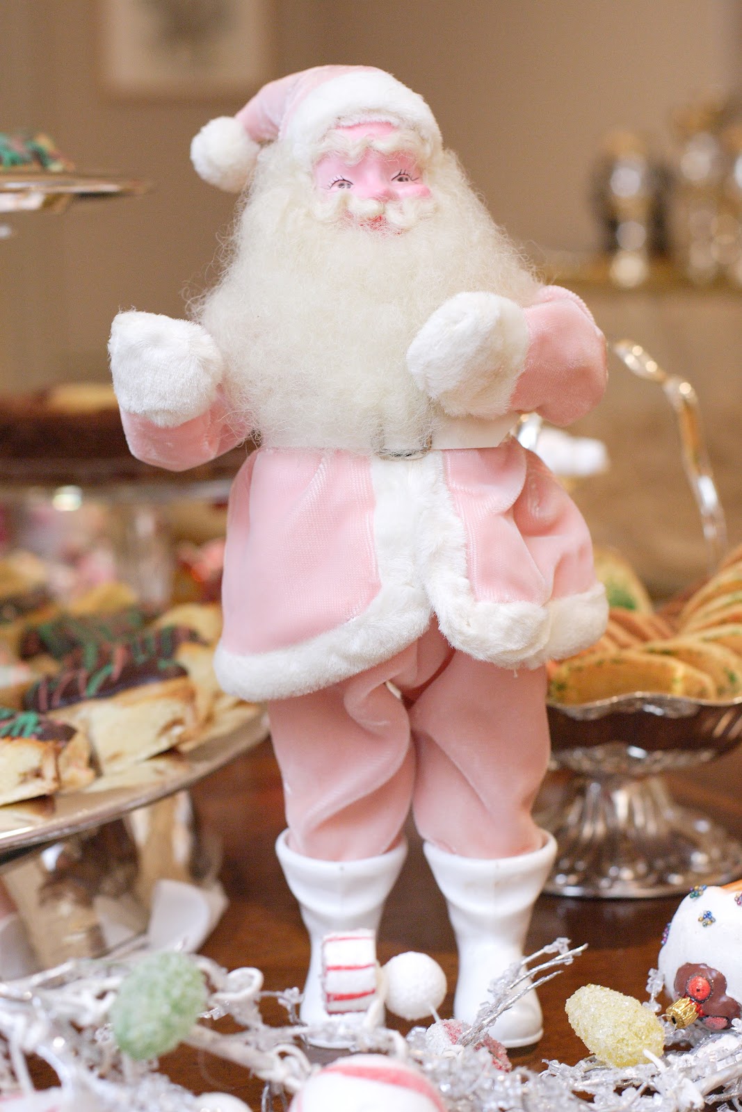 Tablescape Tuesday: Dessert Buffet – Kimberly Whitman