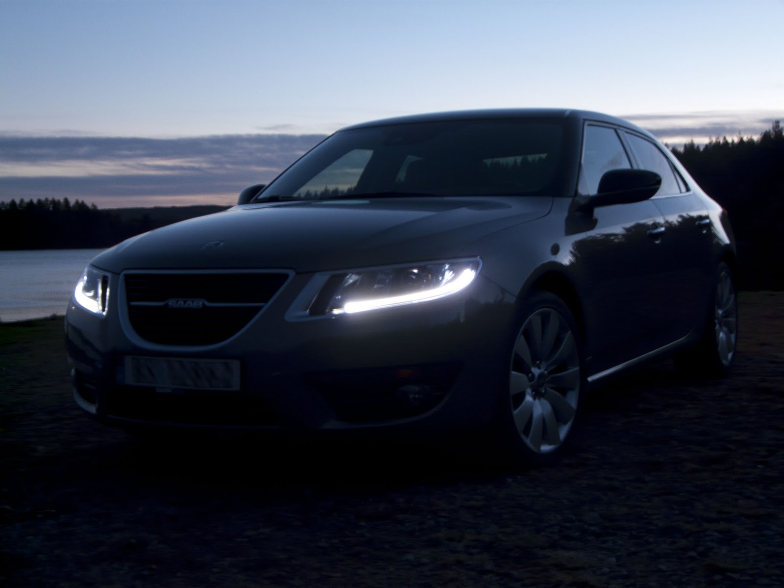 Life with Saab - Essential Saab news: Signature lights and new wheels