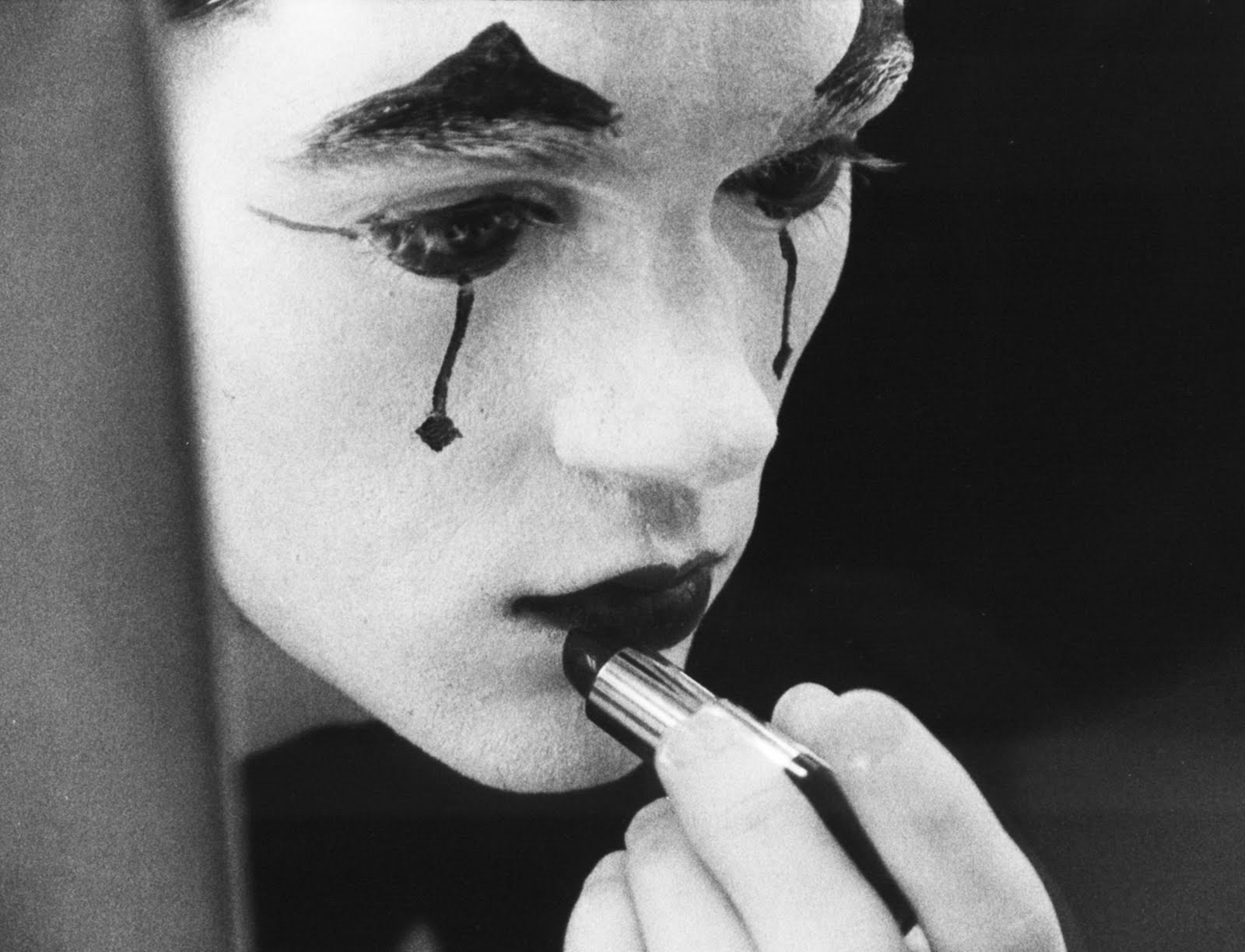 Creative & Media: 2.1 History of Mime