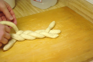 A Feast for the Senses: Pulla - Finnish Sweet Bread