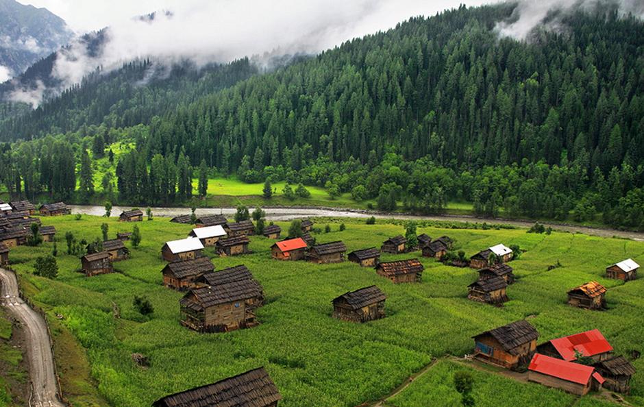 Neelam | Tour to Pakistan