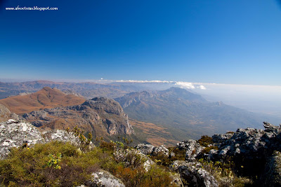AFROETNIAS (Fotos de África): Monte Binga 2440m. La montaña más alta de ...