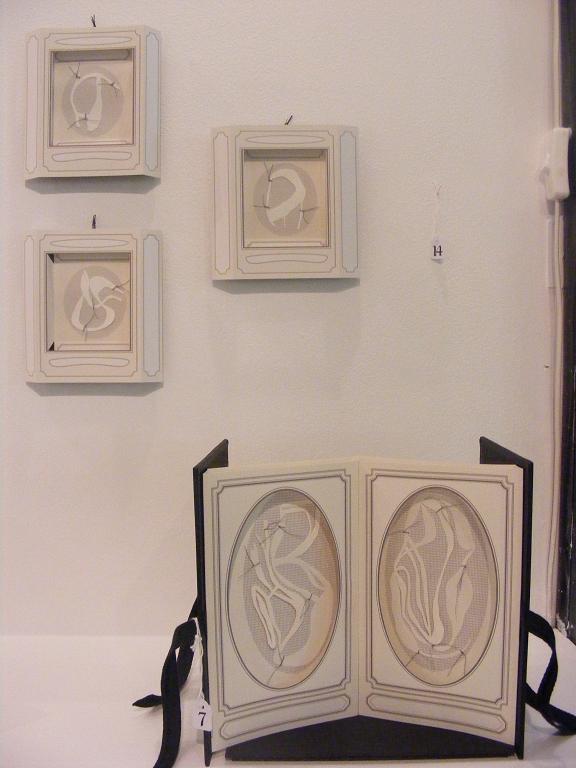 Hand Held Gallery: Sarah Ritchie: Select