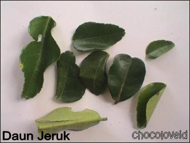 KAMUS DAPURKU: Daun Jeruk