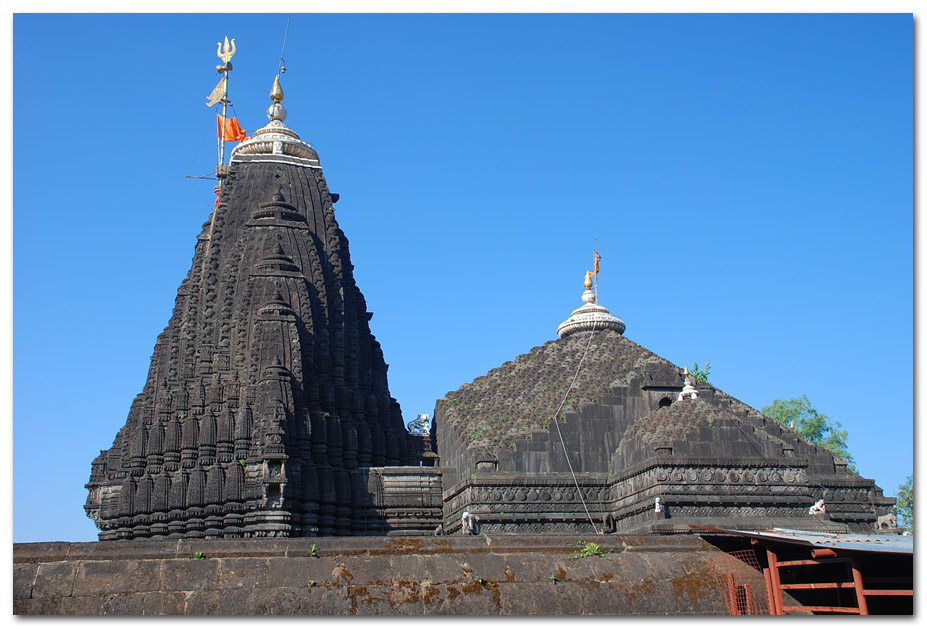 Shekhar's Travel Blog: Trimbakeshwar Temple, Nasik