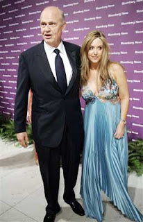 SagaciousHillbilly: Fred Thompson: America's Family Values Grandpa