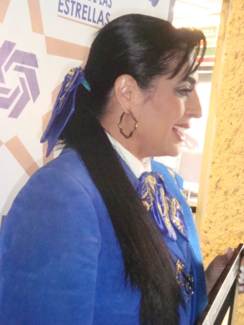 somos el espectador: LA GRANDEZA DE ANGELES OCHOA