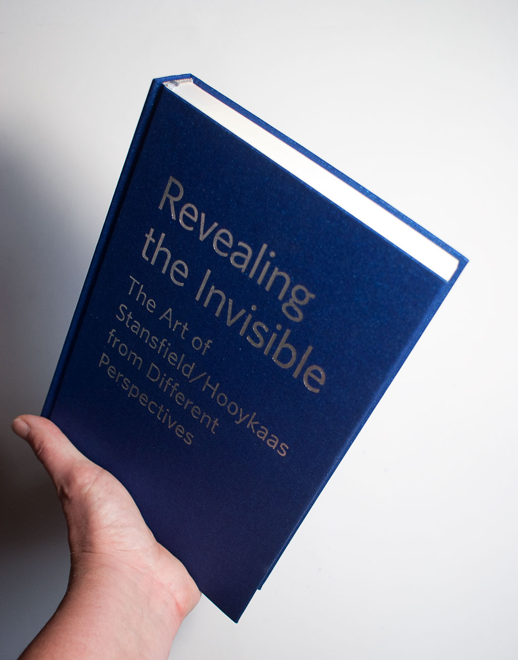 Hansje - portfolio: Revealing the Invisible - Book