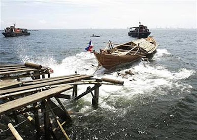 In Doing Indonesia: Ancient Philippine Boat Re-created to Sail the ...
