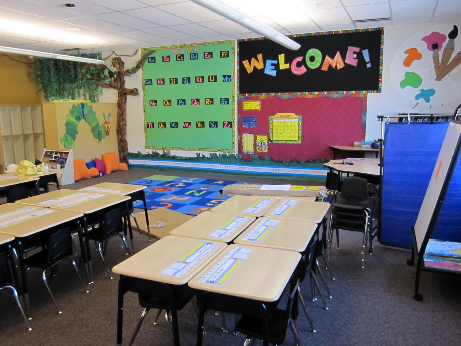 Mrs. Smith's Class: Welcome To Our Classroom!