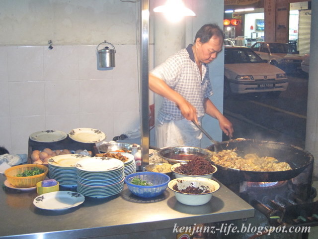 Junning into the Walks of Ken: Fried Oyster Boon Leong @ Medan Makan ...