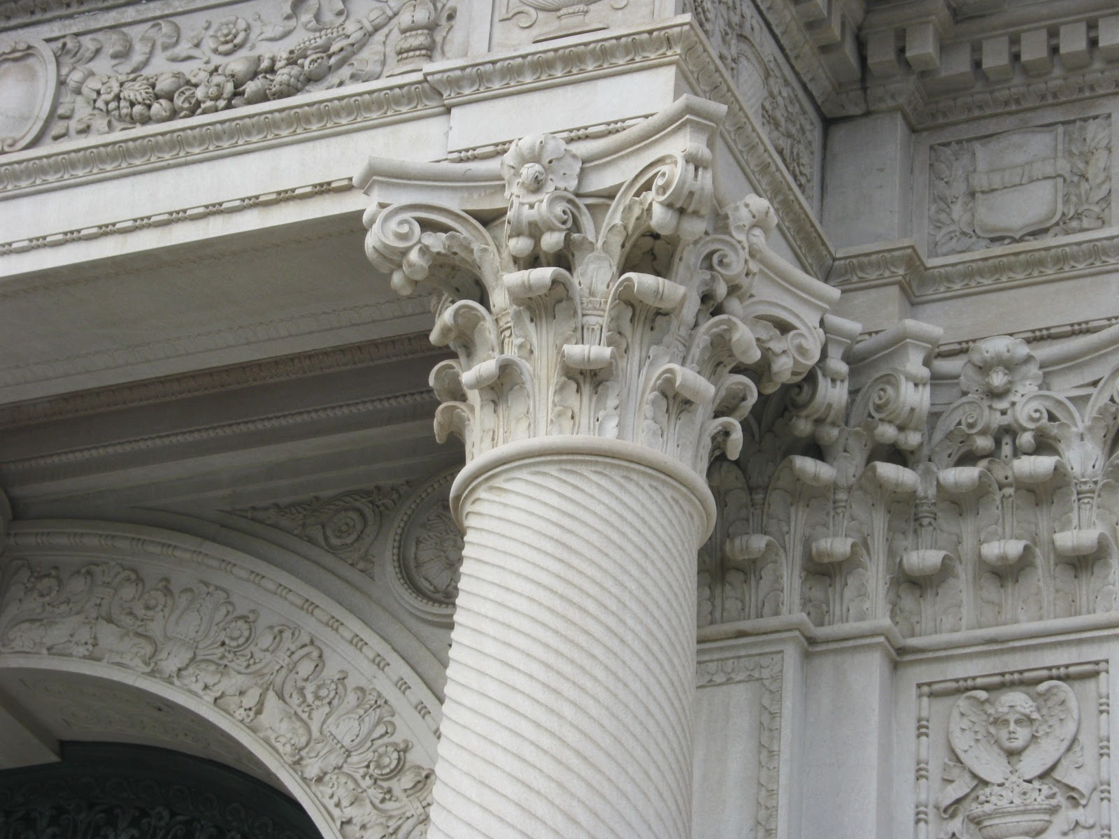 Sacred Heart Latin Hunts for Ancient Architecture: "Modern" Corinthian ...