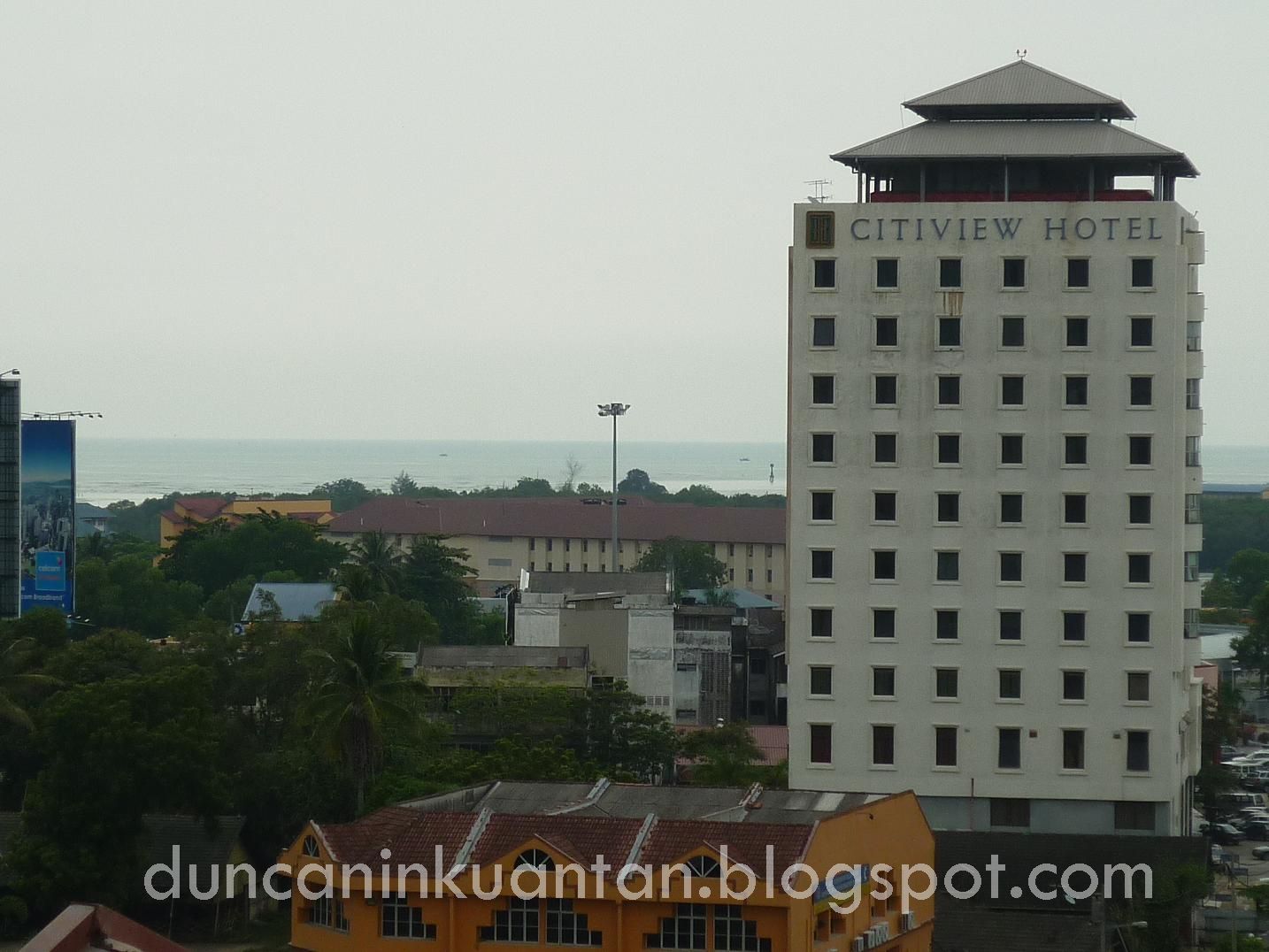 *The KUANTAN blog*: Berjaya Megamall roof, Kuantan