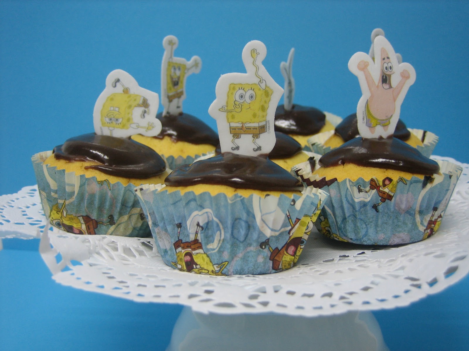 Taller de sucre: MUFFINS DE BOB ESPONJA.