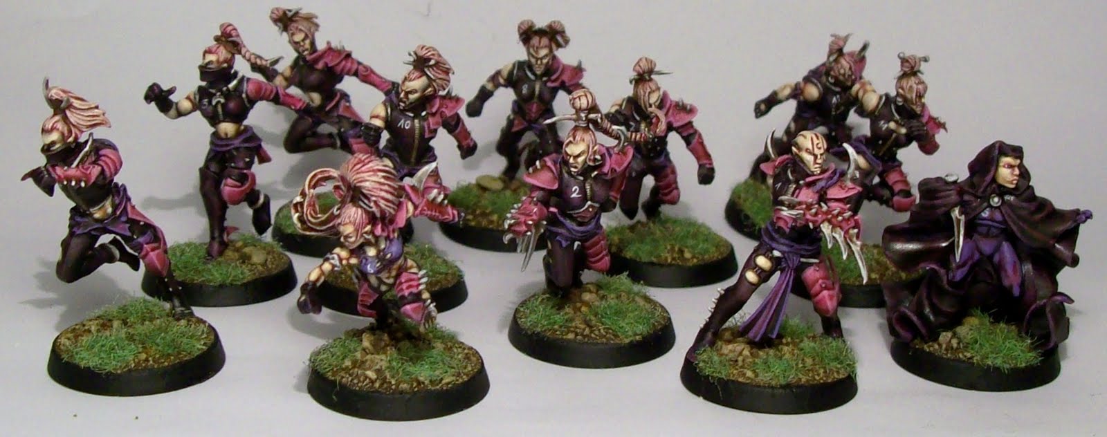 Ptitbonhomme Service de Peinture: Elfes Noirs pour Blood Bowl