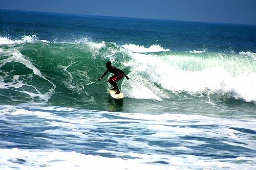 Tourism in real mexico - english version: surf at playa azul, michoacan