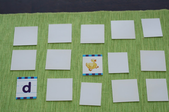teacher 2 mom: Letter Cards and Pictures