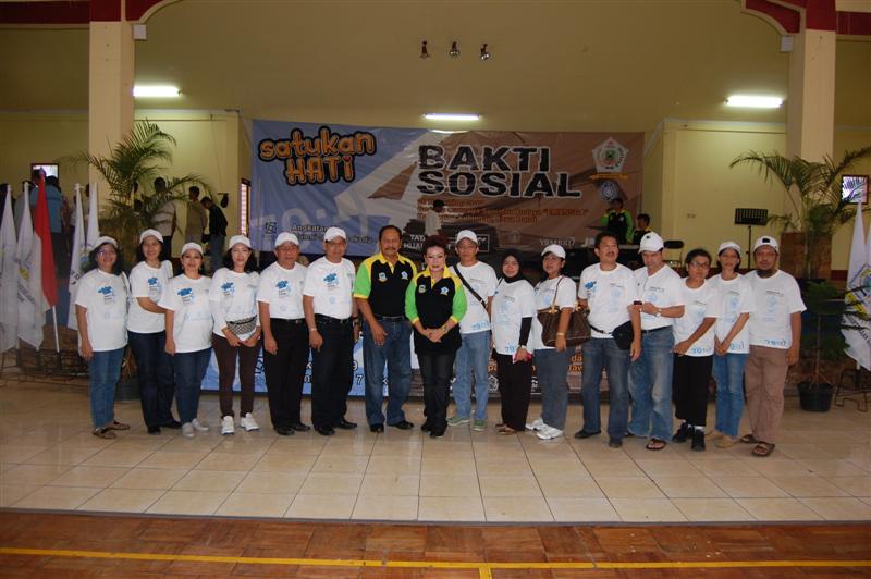 ALUMNI SMAN 7 JAKARTA GELAR BHAKTI SOSIAL DI KUNINGAN - BAGIAN HUMAS ...