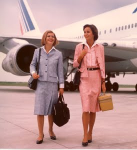 TENDANCE ANTIPODES: Les plus belles tenues des hôtesses de l'air
