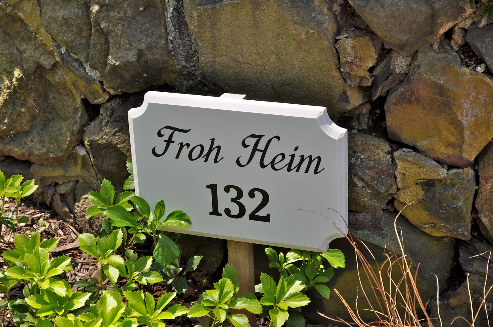Wit's End: Froh Heim