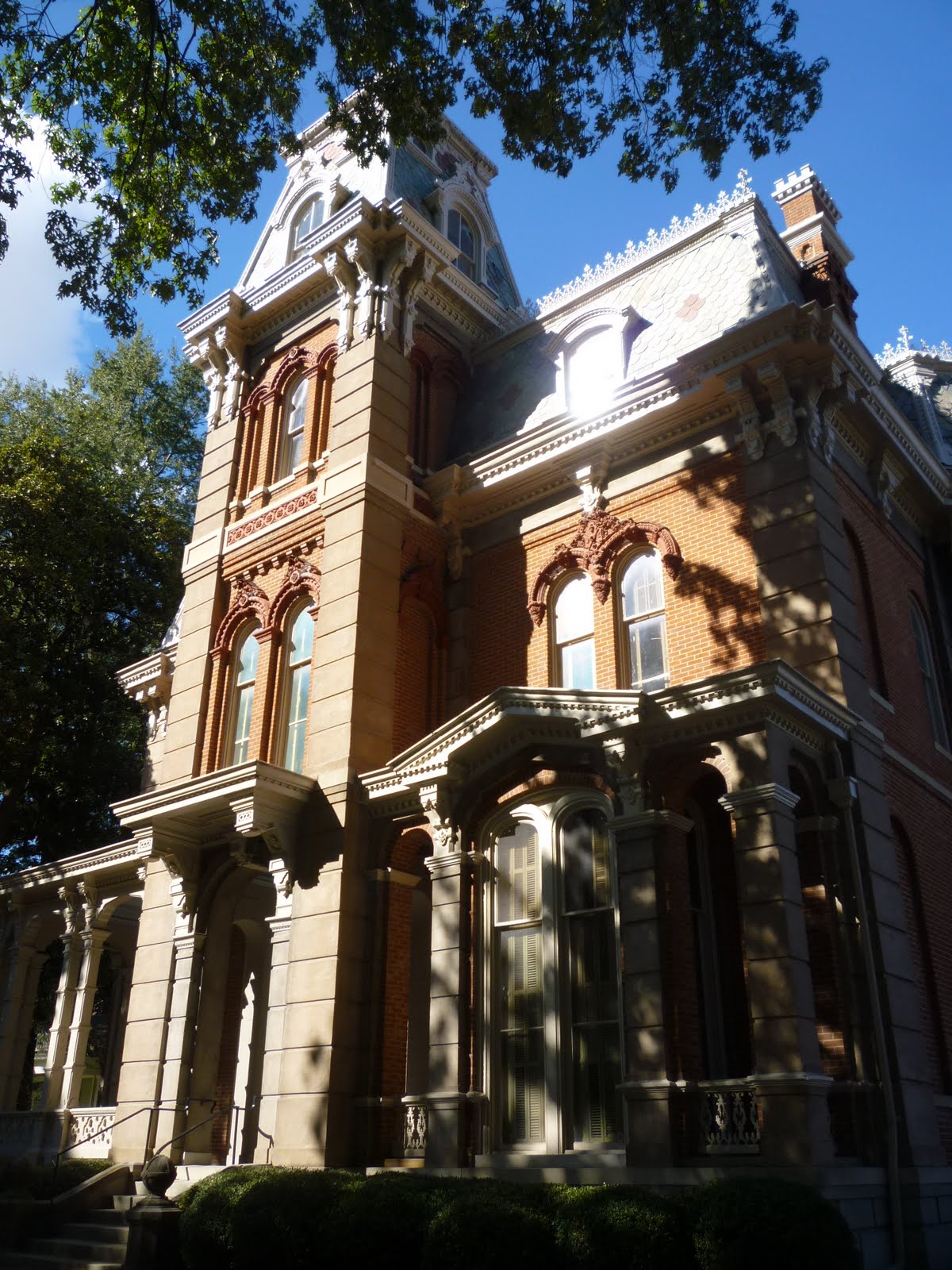 Adventures of Jeff and Jody: Woodruff-Fontaine House, Memphis, TN