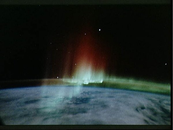 Telescopes and Astronomy: Viewing the aurora from space: Earth aurora ...