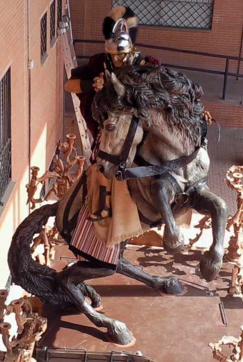 PRENDIDO EN UBEDA: IMAGENES DEL TRIBUNO ROMANO A CABALLO