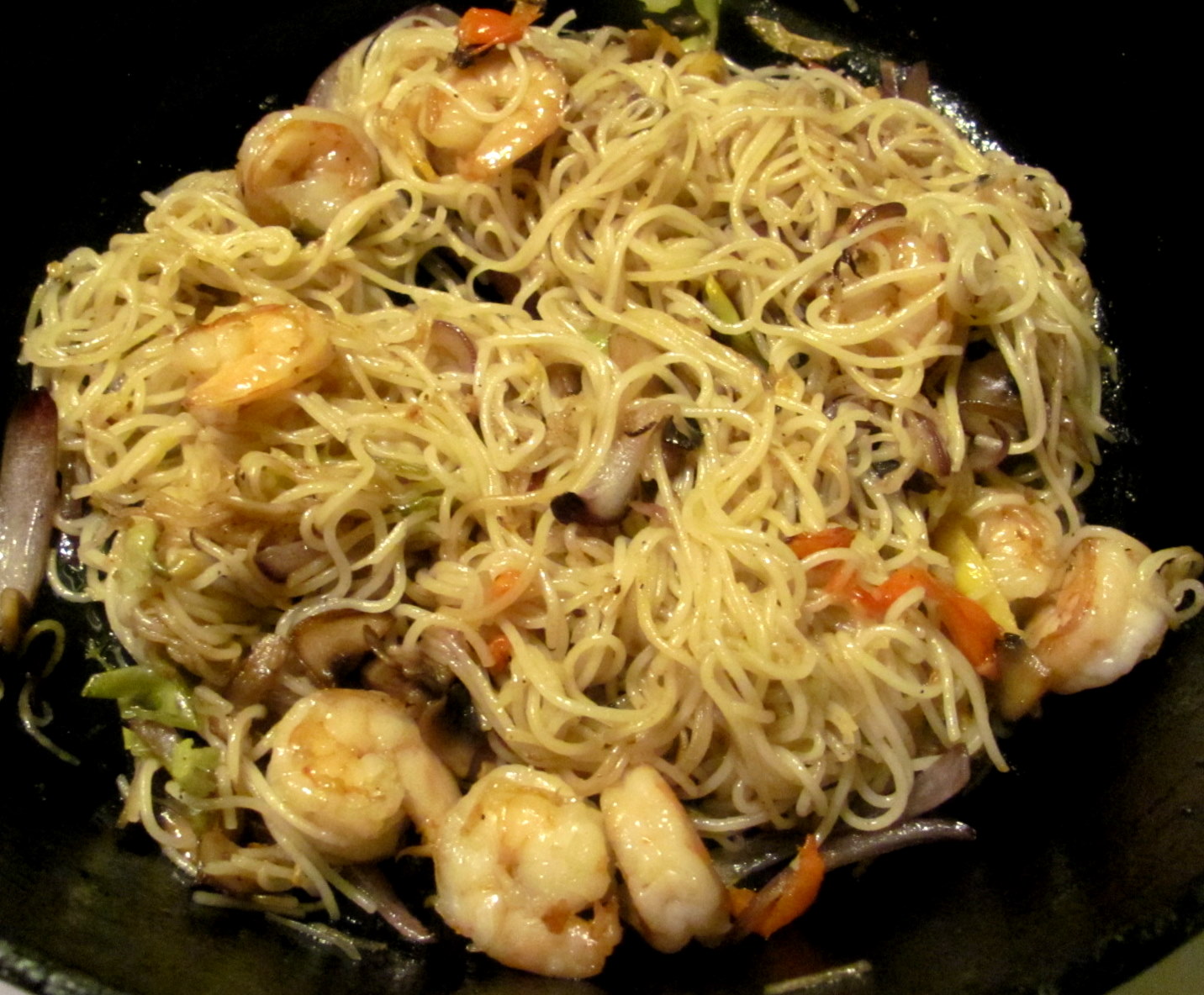 Sauce (The Food Blog): Clean Fridge Chowmein