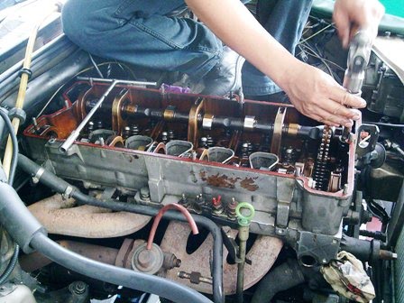 Classic Benz: W126: Top Overhaul.. That Solved The White Fume Issue!