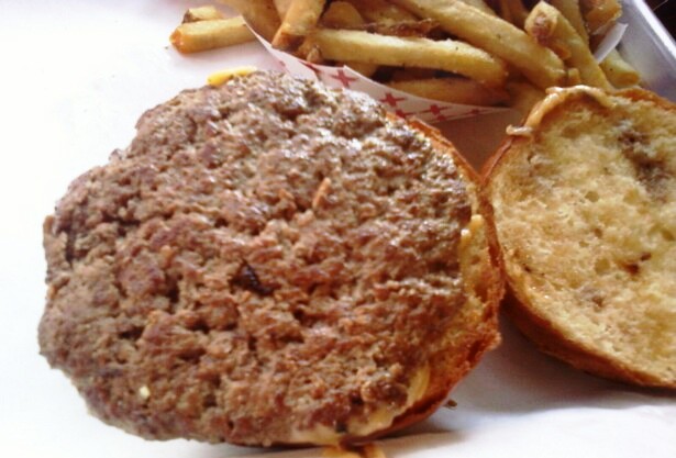 Honest and Accurate Burger Reviews by TheBurgerBusters: Rounds Premium ...